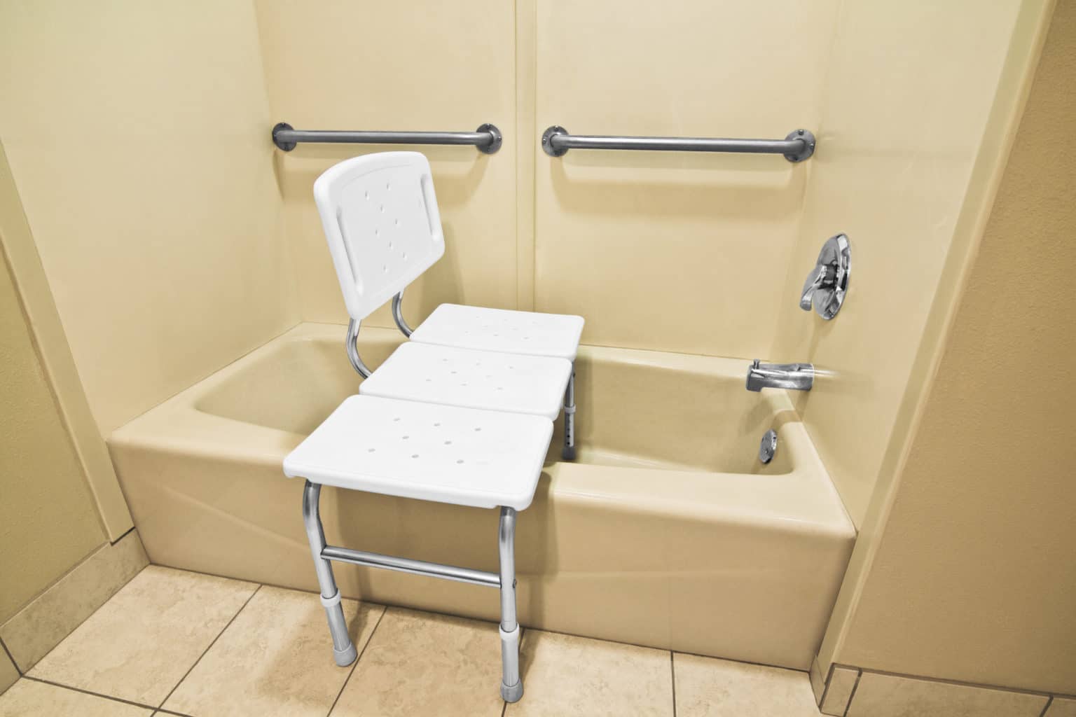 When can I shower or take a bath after surgery? - Sanara MedTech